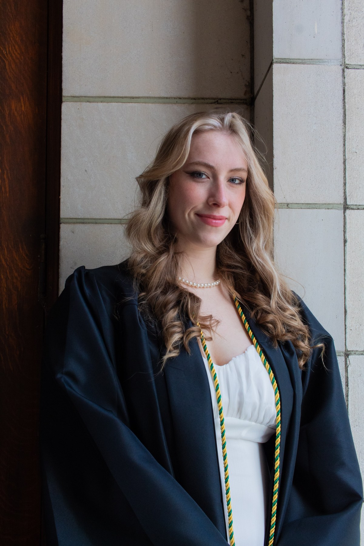 Graduation Portrait Sessions – Where Creativity Works